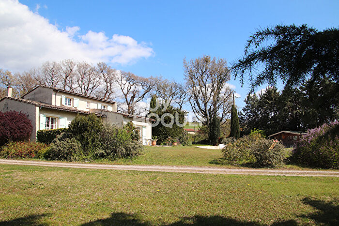 Maison à vendre - Ville-sous-Anjou - 6 pièces - 4 chambres