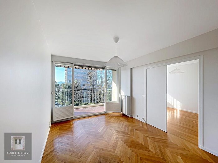 Appartement à vendre - Sainte-Foy-lès-Lyon - 2 pièces - 1 chambre