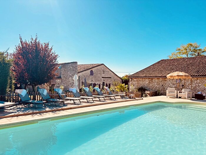 Maison 7 pièces à Saint-André-et-Appelles, à vendre