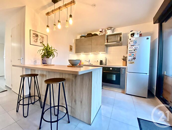 Appartement à louer - Belley - 3 pièces - 2 chambres