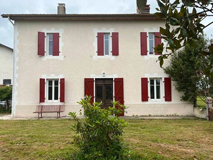Maison 6 pièces à louer - Pomarez