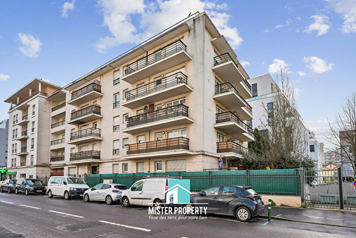 Colombes, Europe - Appartement 4 pièces à vendre