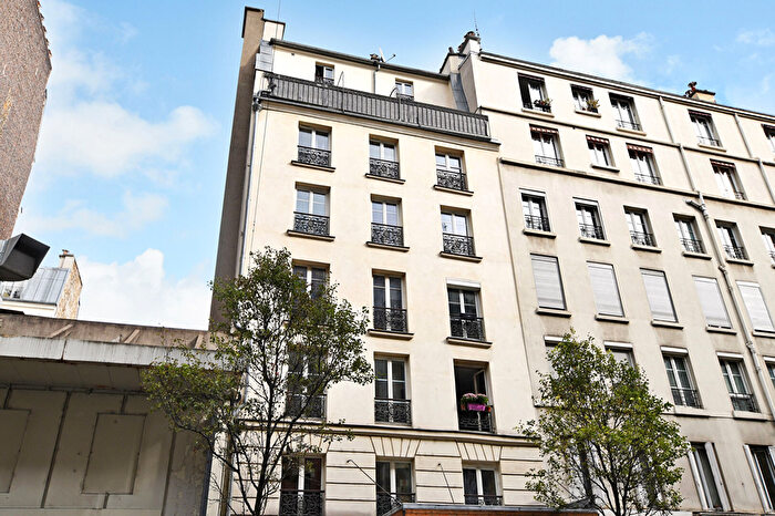 Appartement à vendre - Paris e , Secrétan, Jaurès - 1 pièce
