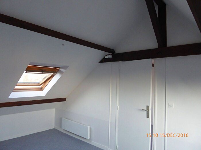Centre Ville, Dieppe : Appartement 2 pièces à louer