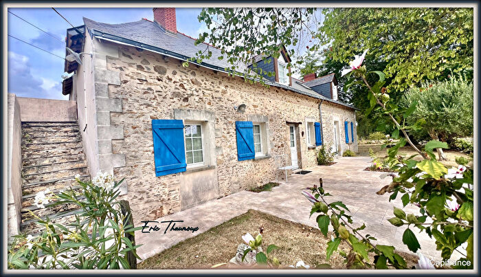 Maison à vendre - Bécon-les-Granits - 9 pièces - 4 chambres