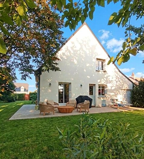 Beaumont-la-Ronce : Maison 6 pièces à vendre