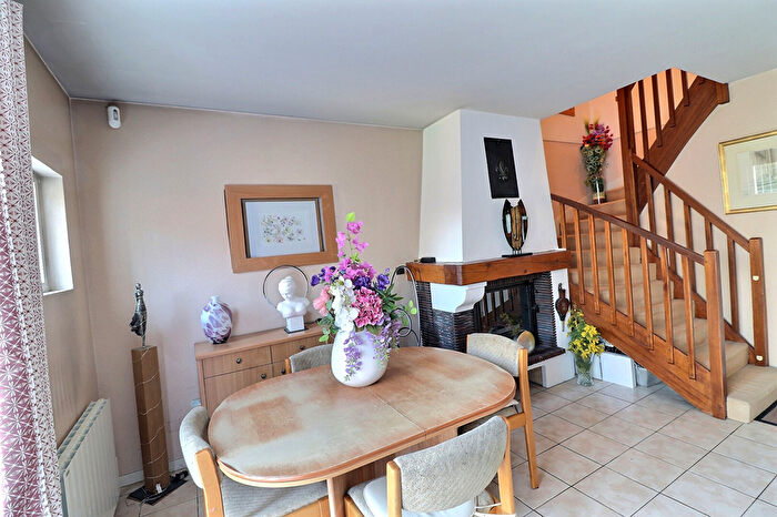 Maison à vendre - Montigny-le-Bretonneux, Le Manet - 6 pièces - 5 chambres