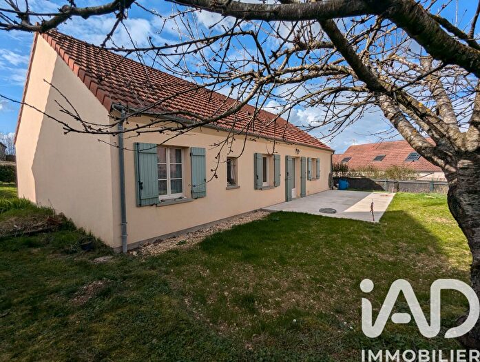 Maison à louer - Escolives-Sainte-Camille - 5 pièces - 4 chambres