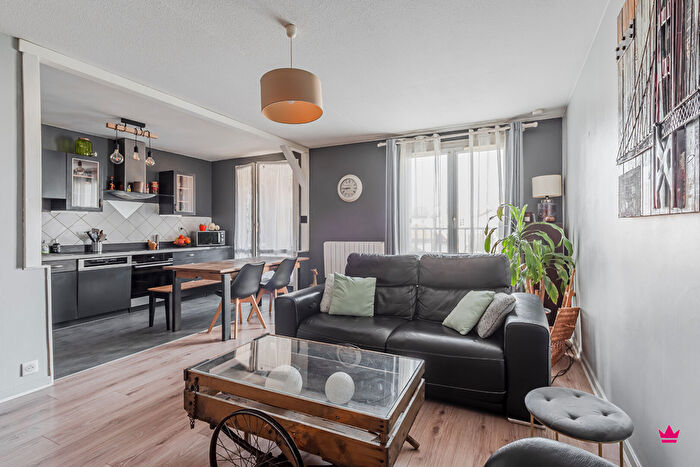 Appartement à vendre - Vénissieux, Parilly - 4 pièces - 3 chambres