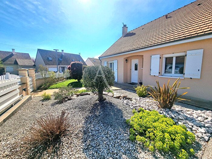 Maison à louer - Verron, La Flèche - 5 pièces - 4 chambres