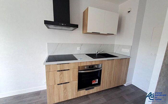 Appartement à louer - Centre Ville, Pontivy - 1 pièce