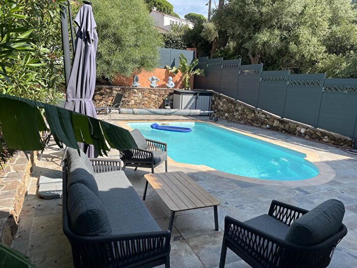 Maison à vendre - Cavalaire-sur-Mer, Castillane, Vivards, Roseraie, Rigaud, Cros de Mouton - 8 pièces - 5 chambres