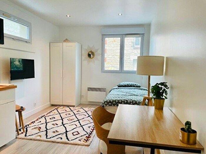 Appartement à louer - Les Blondeaux, LHaÿ-les-Roses - 1 pièce