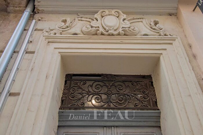 Appartement à vendre - Arles, Centre-ville - 2 pièces - 1 chambre