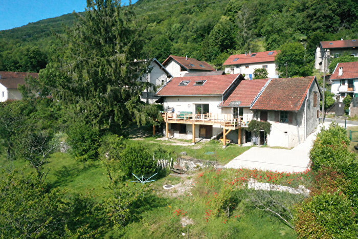 Corbonod : Maison 5 pièces à vendre
