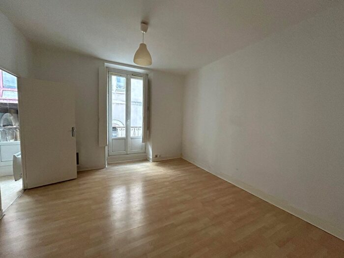 Nantes, Saint-Clément, Jardin des plantes, Caserne Lamoricière : Appartement 2 pièces à louer