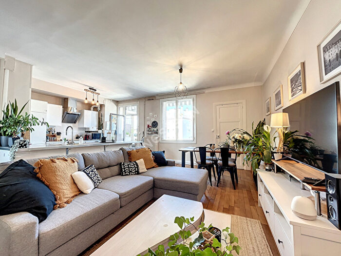 Appartement à vendre - Tours, Grammont - 3 pièces - 2 chambres