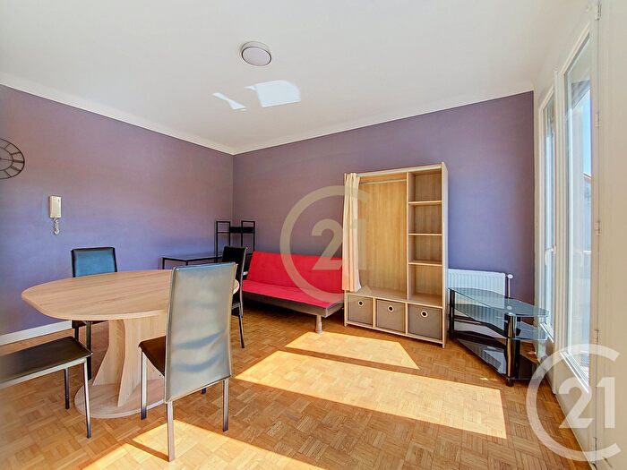 Appartement 1 pièce à louer à Saint-Sébastien-sur-Loire, Bords de Loire