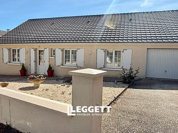 Villaines-la-Juhel : Maison 4 pièces à vendre