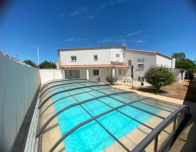 Maison 6 pièces à vendre à La Rochelle, Saint-Eloi, Rompsay