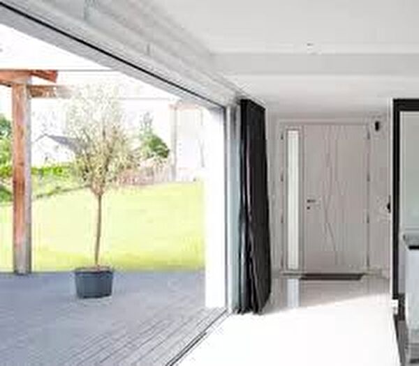Maisons à vendre et appartements à louer - 1