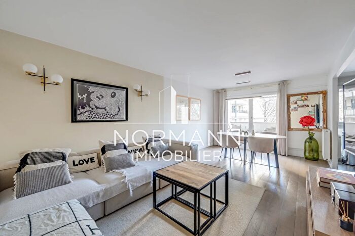 Appartement à vendre - Levallois-Perret, Front de Villiers - 3 pièces - 2 chambres