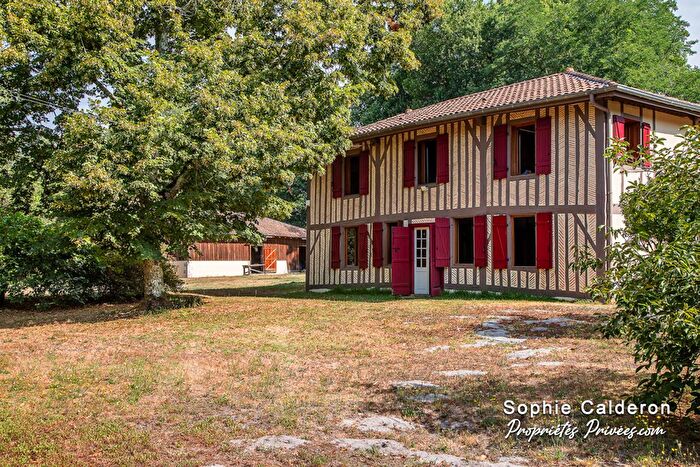 Castets : Maison 8 pièces à vendre