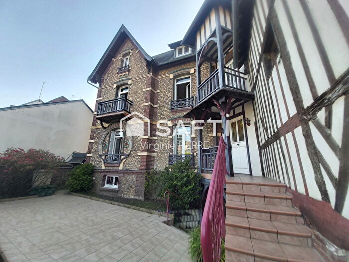 Lisieux, Centre-ville - Maison 6 pièces à vendre