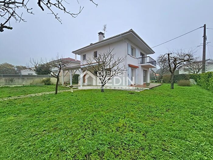 Maison à vendre - Mérignac, Capeyron - 4 pièces - 3 chambres