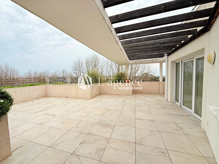 Appartement à vendre - Cagnes-sur-Mer, La Gare, Les Plans, Hippodrome - 4 pièces - 3 chambres