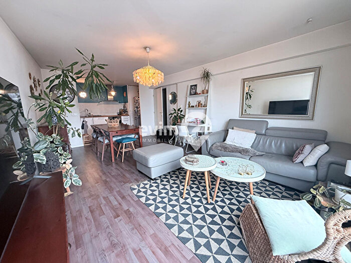 Appartement à vendre - Argenteuil, Centre-ville - 4 pièces - 3 chambres