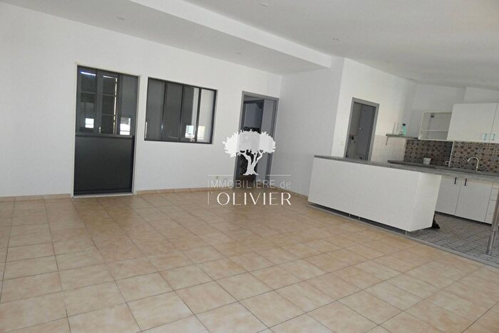 Appartement 4 pièces à louer à Apt