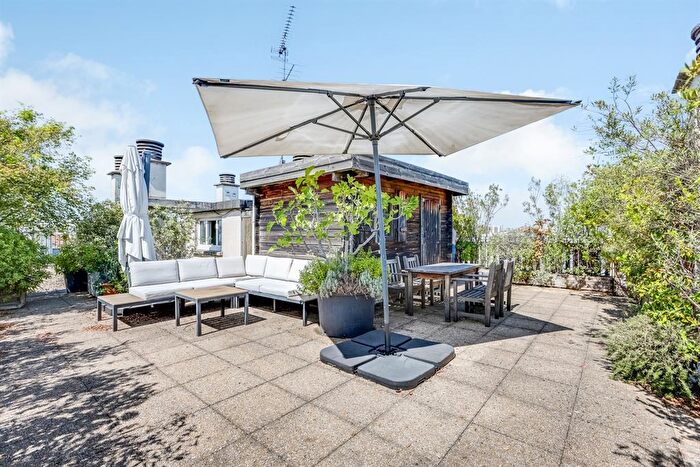 Levallois-Perret, Trézel : Appartement 3 pièces à vendre