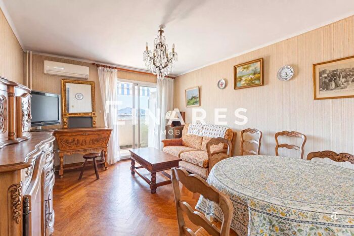 Appartement 3 pièces à Marseille 4ème, Cinq Avenues, à vendre