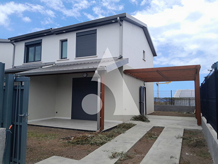 Maison à louer - Saint-Pierre, Pierrefonds, Cap Long - 3 pièces - 2 chambres