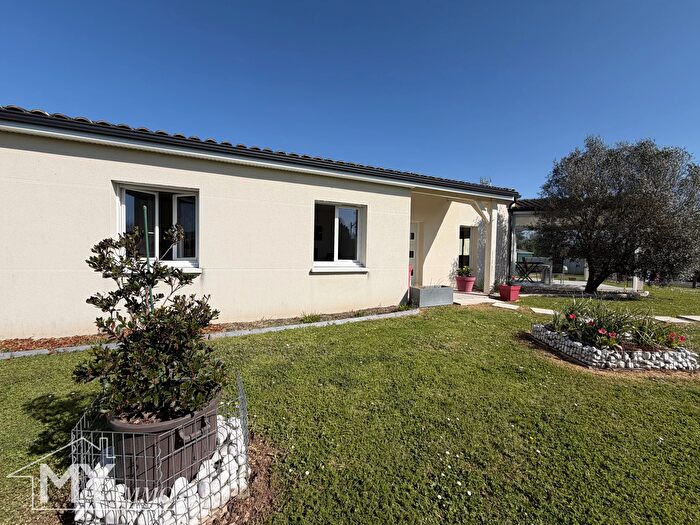 Maison à vendre - Camps-sur-lIsle - 6 pièces - 4 chambres