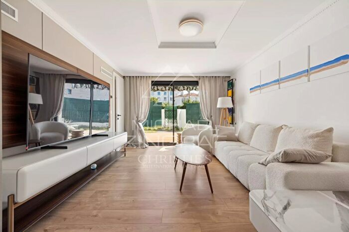 Appartement à vendre - Cannes - 4 pièces - 3 chambres