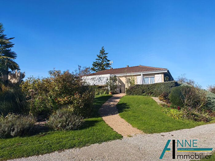 Maison à vendre - Fontaines - 5 pièces - 4 chambres