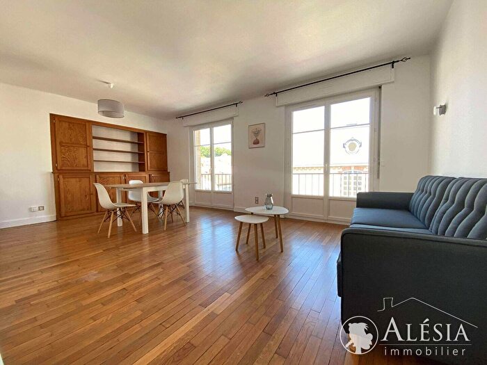 Centre-Léon Bourgeois, Châlons-en-Champagne : Appartement 2 pièces à louer