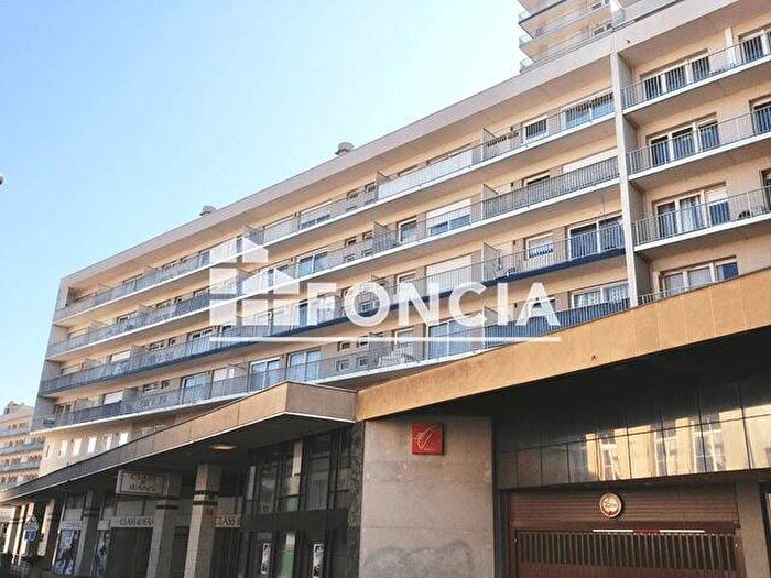 Appartement à louer - Centre-Ancienne Ville, Metz - 3 pièces - 2 chambres