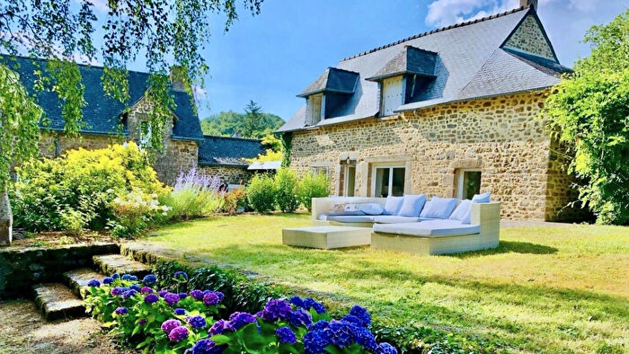 Maison à vendre - Hambers - 6 pièces - 4 chambres