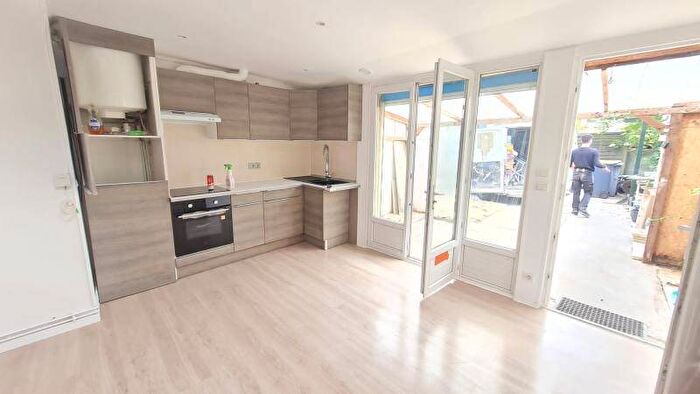 Appartement à louer - Nord, Louvres - 2 pièces - 1 chambre