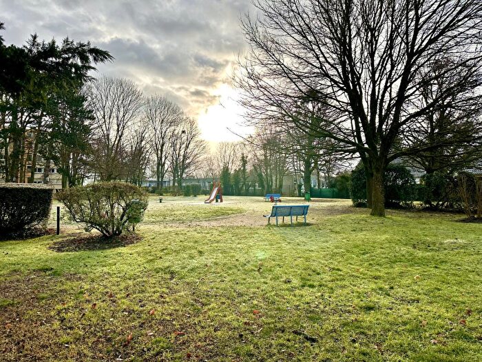 Appartement à vendre - Saint-Michel-sur-Orge, Villagexpo, Descartes - 3 pièces - 2 chambres