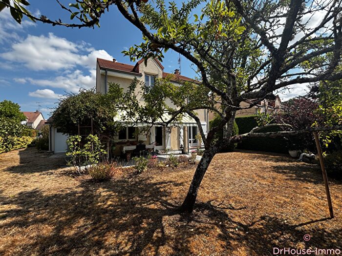Maison 6 pièces à Saint-Cyr-en-Val, à vendre