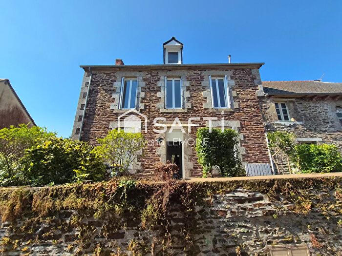 Maison 5 pièces à Mauron, à vendre