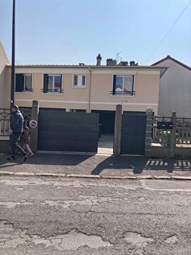 Appartement à louer - Paul Froment-Huit Mais, Vitry-sur-Seine - 2 pièces - 1 chambre