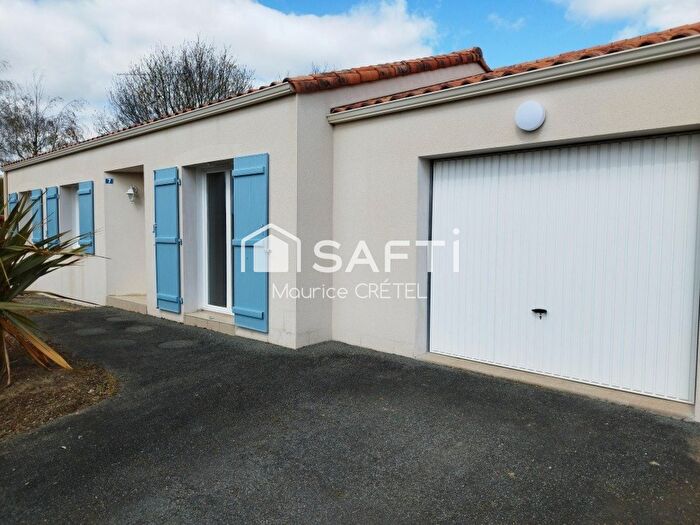 Maison à vendre - Vendrennes - 5 pièces - 3 chambres