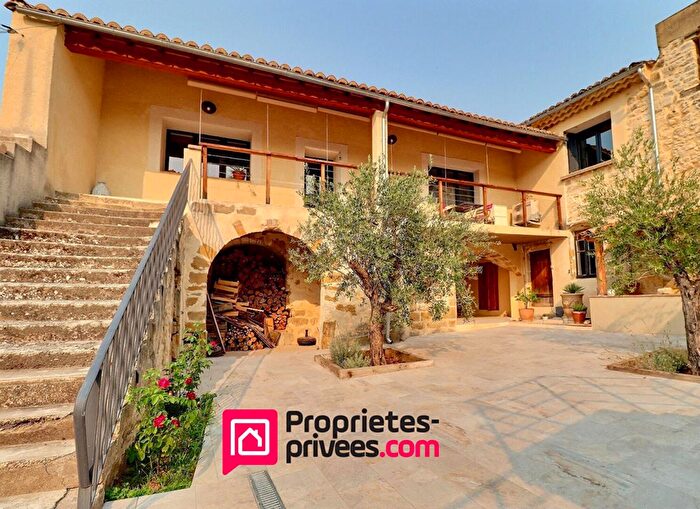 Maison à vendre - Uzès - 8 pièces - 4 chambres