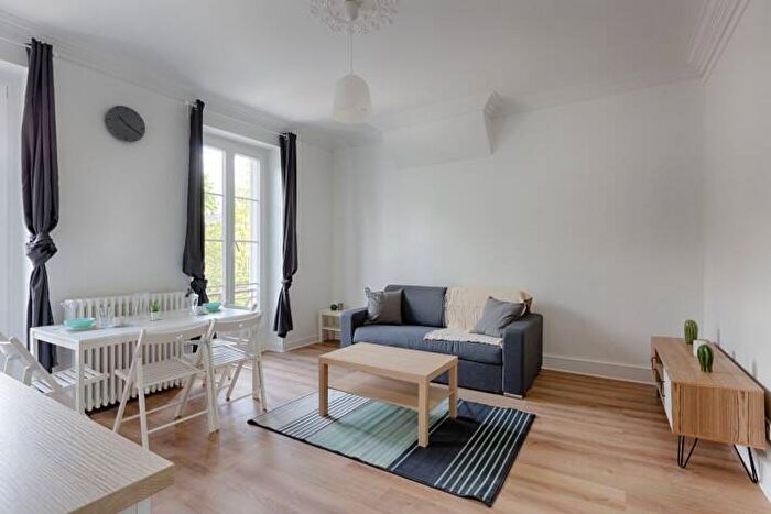 Appartement à louer - Centre, Melun - 3 pièces - 2 chambres