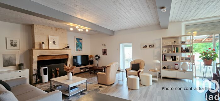 Maison à vendre - Mornac - 5 pièces - 4 chambres